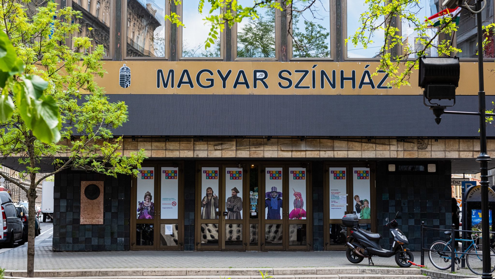 Lemondott a Pesti Magyar Színház igazgatója | 24.hu