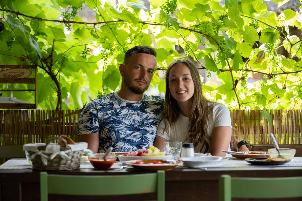 Házasodna a gazda: Gergő gazda Kírát, Kevin gazda Zsuzsit választotta ...