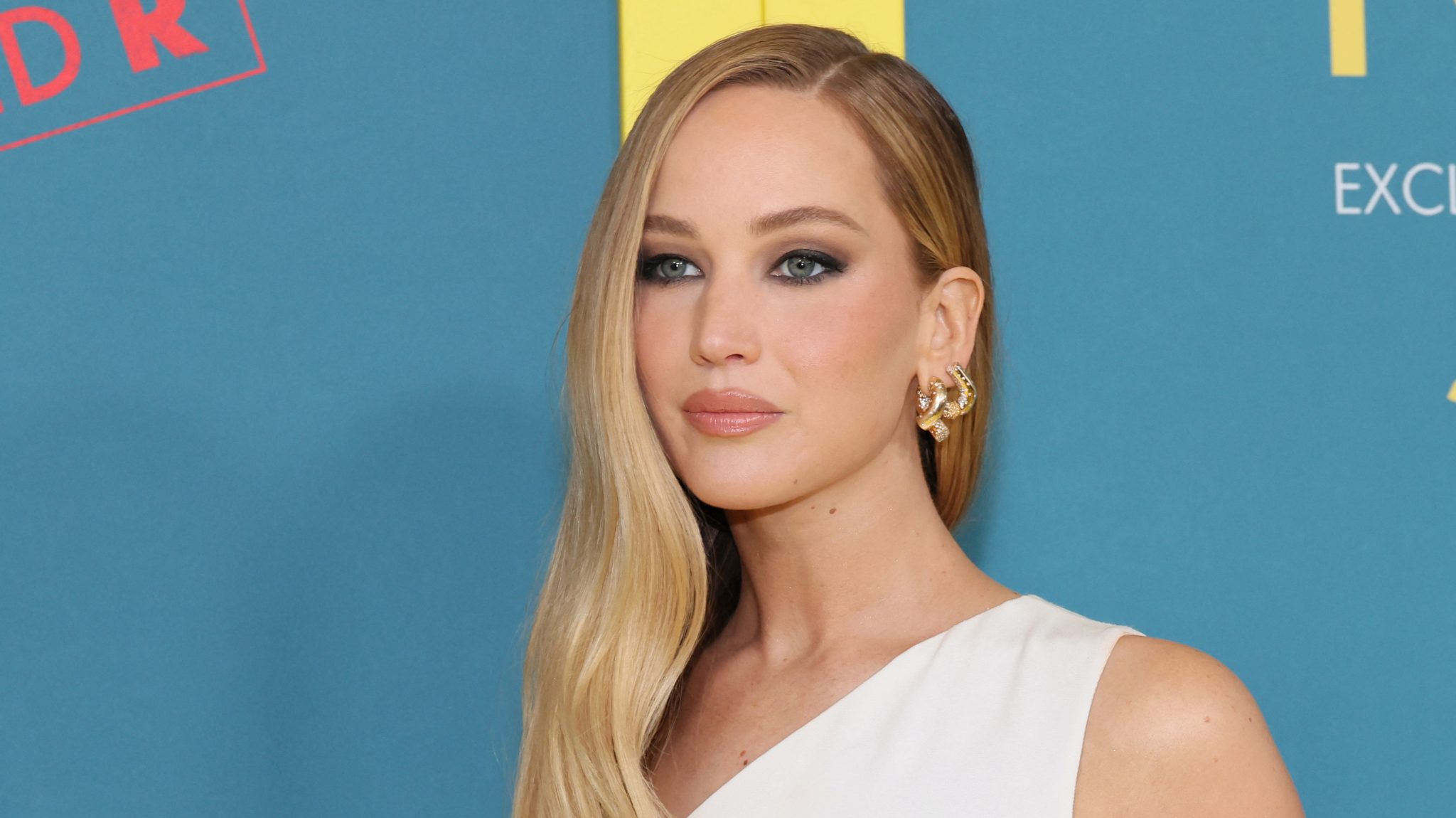 3,5 millió forintot érő szettben vitte le a játszótérre kisfiát ...