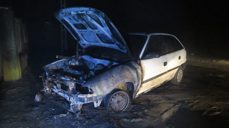 Dühében több autót is felgyújtott egy férfi Ercsiben | 24.hu Dühében több autót is felgyújtott egy férfi Ercsiben | 24.hu
