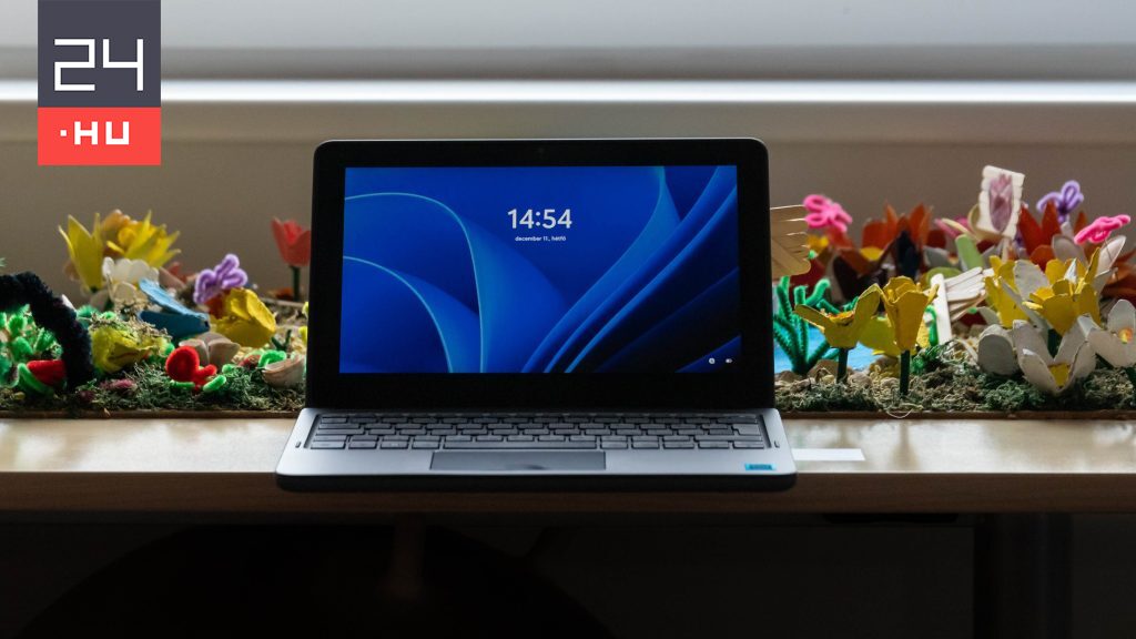 Ezeket a laptopokat osztják szét az iskolákban | 24.hu