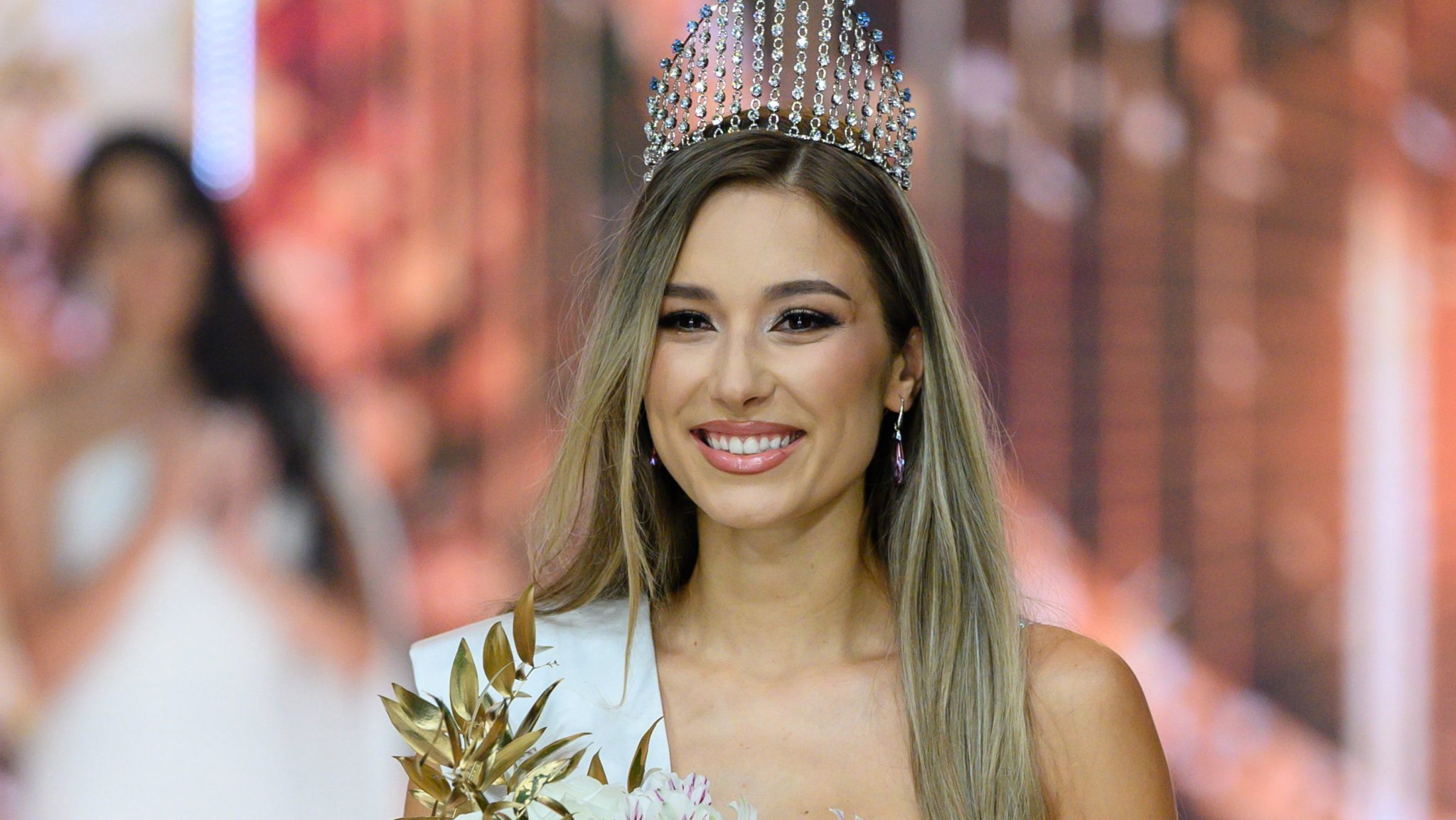 Így mutatkozott be Magyarország Szépe a Miss World világverseny ...