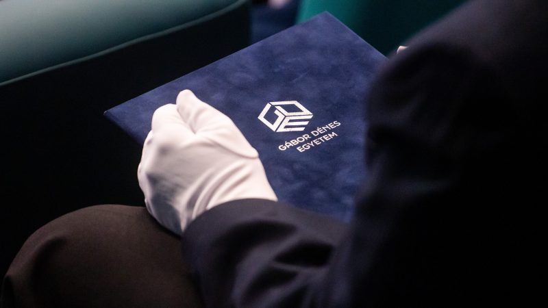 Állami iskola fenntartását venné át a Gábor Dénes Egyetem a XII ...