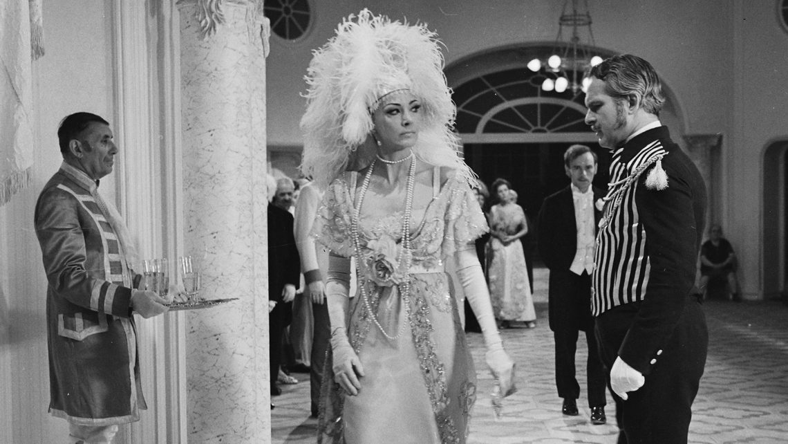 A Csárdáskirálynő filmen: Anna Moffo, René Kollo és Latinovits is ...