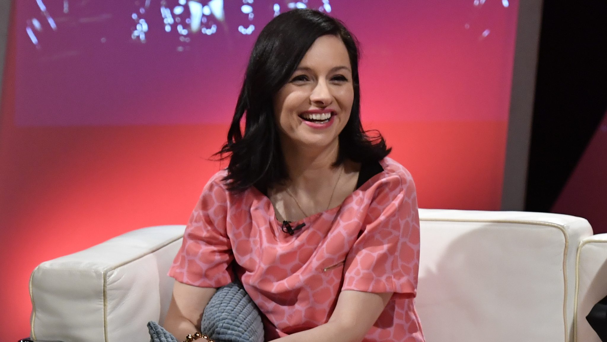 Zséda elmondta, hogyan viseli 17 éves fia, hogy híres az édesanyja | 24.hu