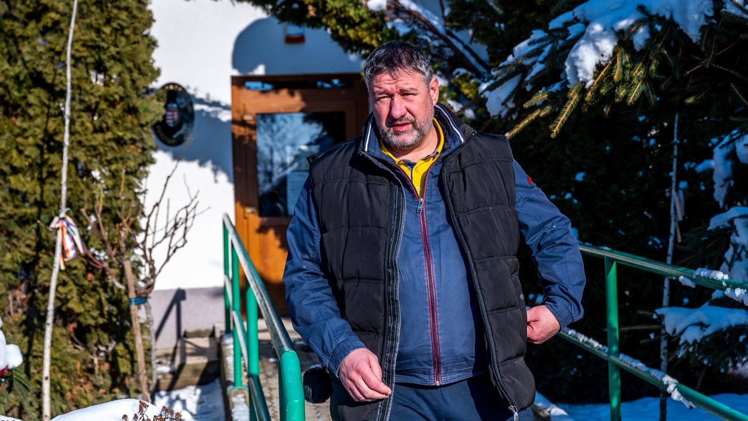 Újabb kihívója akadt Simonka Györgynek a polgármesteri címért | 24.hu