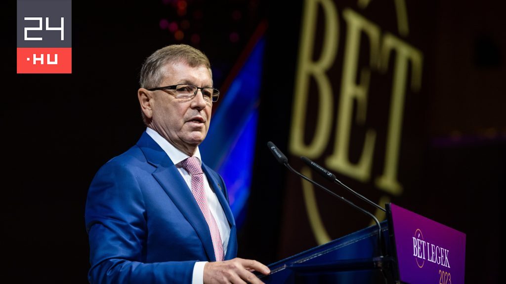 Matolcsy a parlamentben törlesztett Parragh korábbi beszólásaiért | 24.hu