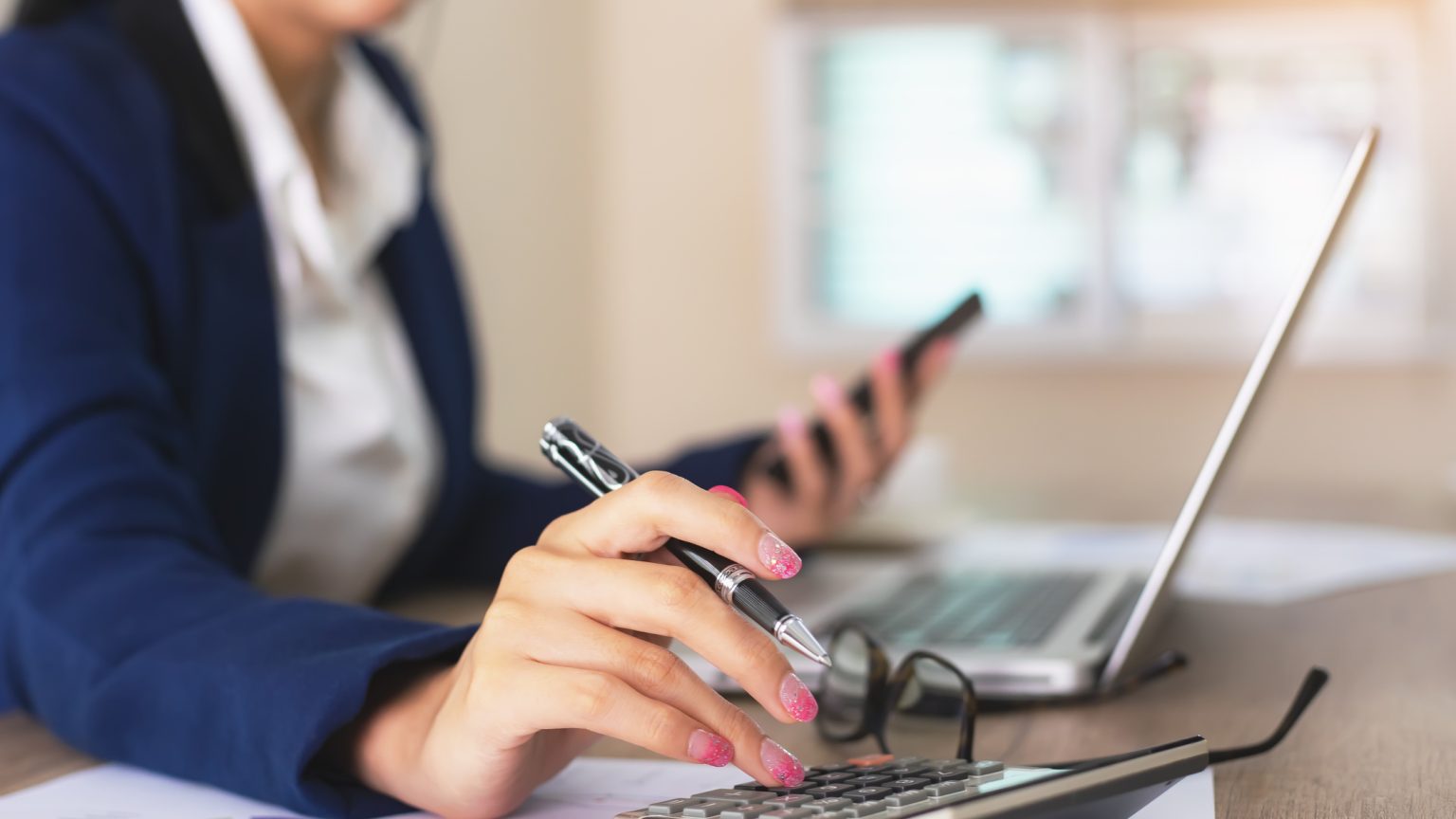 A könyvelők berágtak az Igazságügyi Minisztériumra | 24.hu