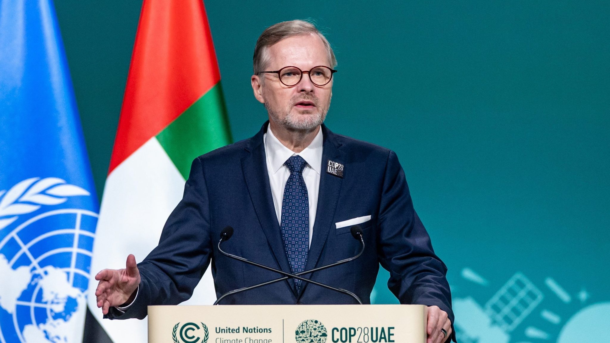 2300 milliárd forintnyi pénzt invesztál a cseh kormány az ...