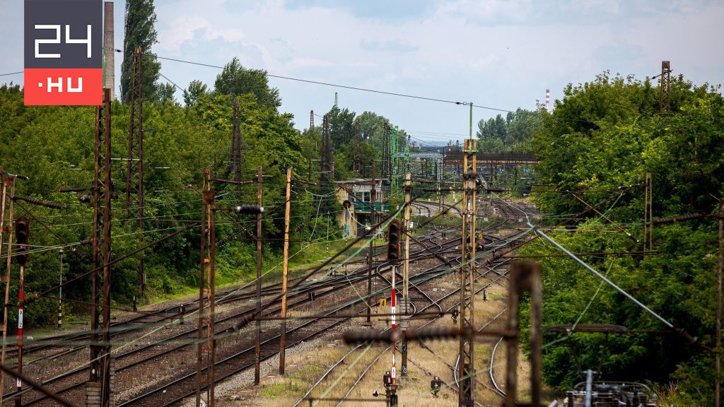 A MÁV belekezd a mini-Dubaj területének kisöprésébe, egyelőre 14 ...