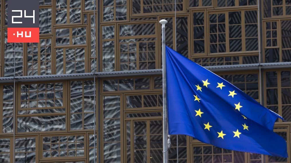 Amerikai neonáci szervezetet nyilvánított terrorcsoporttá az EU | 24.hu