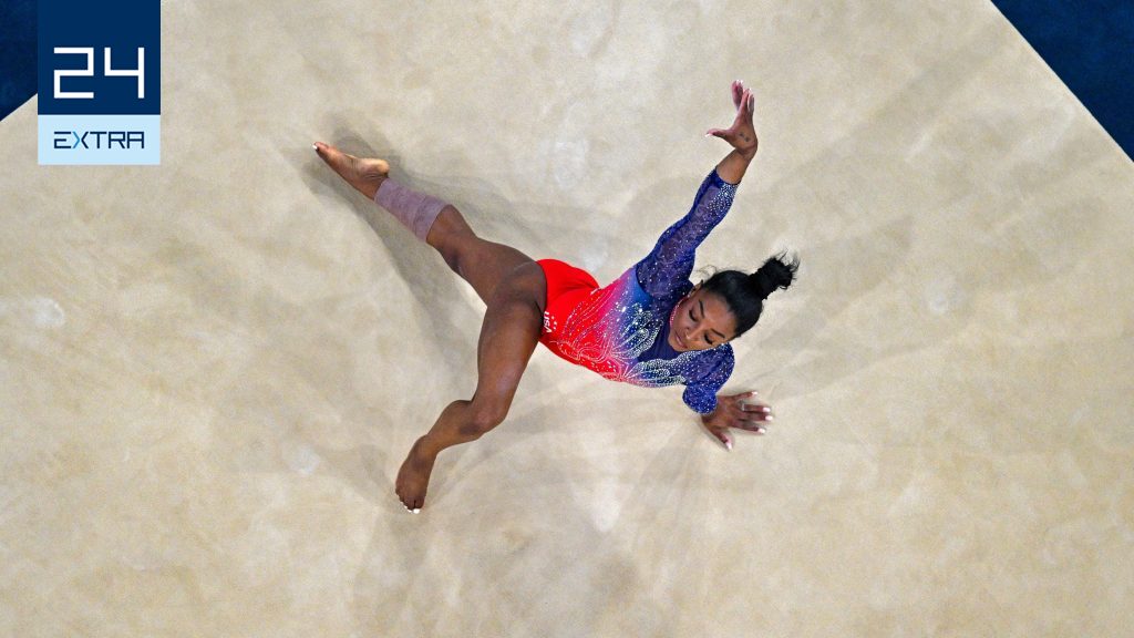 Nem verhetetlen, de a legnagyobb: Simone Biles Párizsban is átírta a ...
