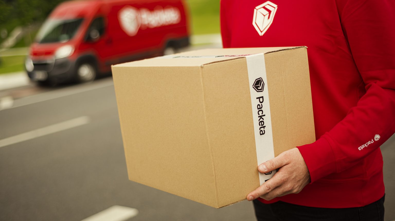 Eltűnik Magyarország legnagyobb csomagküldő hálózatának neve | 24.hu