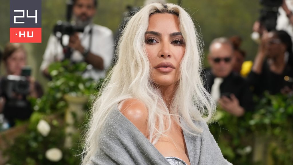 Kim Kardashian művészi videóklipet forgatott Macaulay Culkinnal egy ...