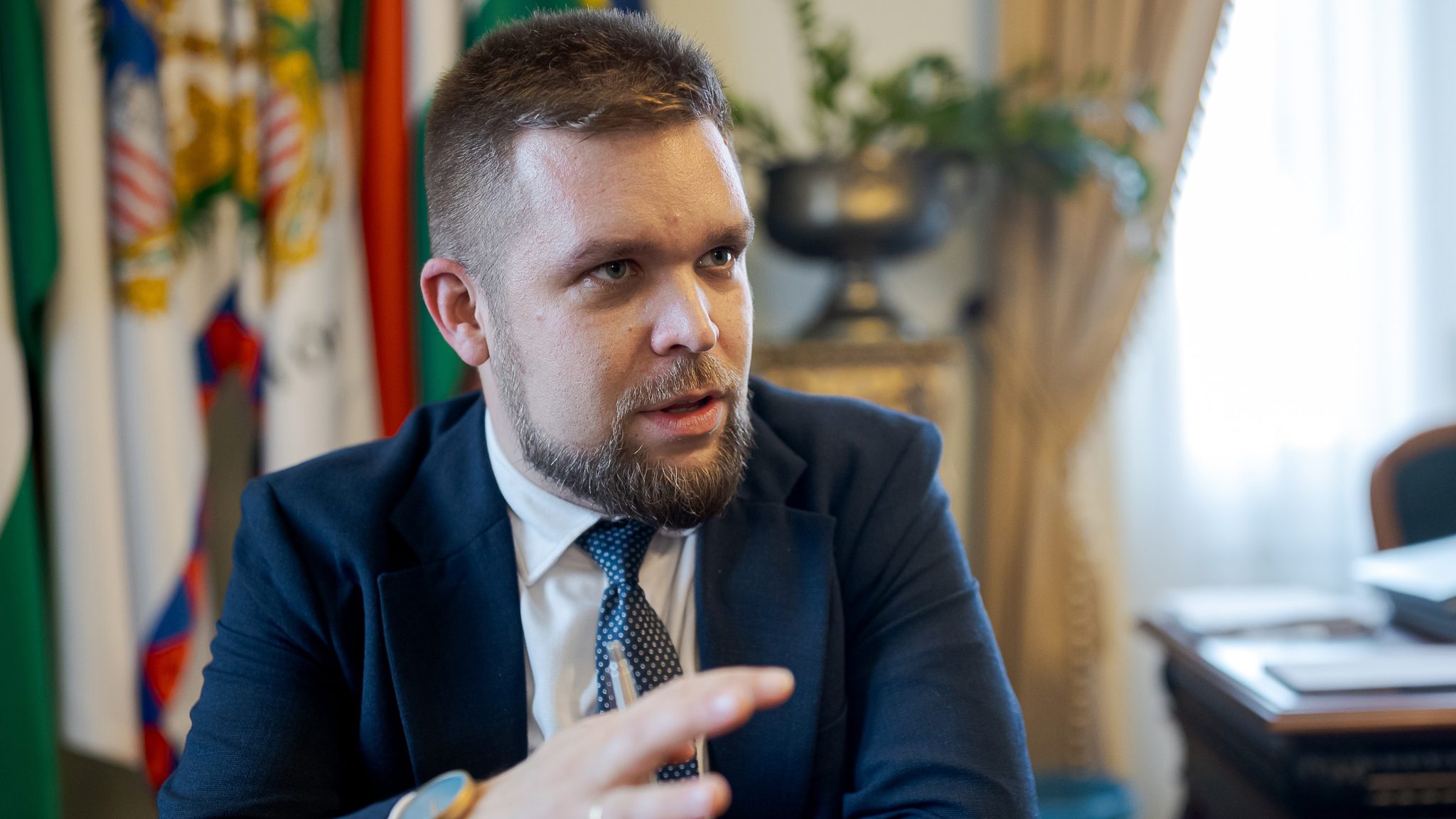 Pintér Bence győri polgármester: A Fidesz keresztbe tesz és közben ...