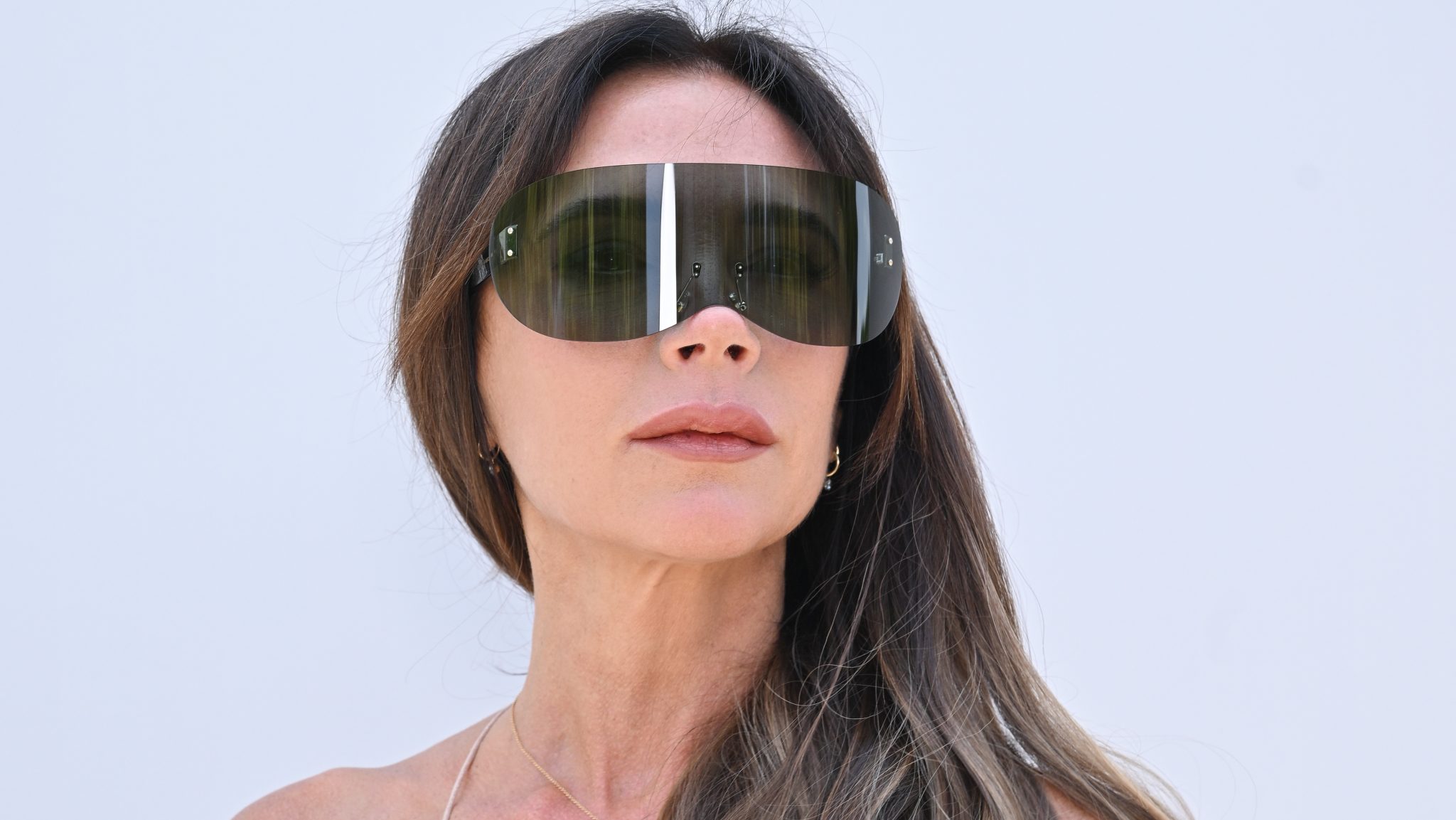 Ránézésre igazi kínzás lehetett Victoria Beckhamnek ebbe a cipőbe ...