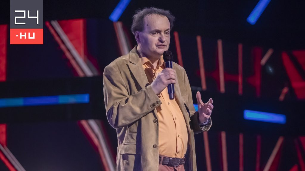 Galla Miklós újra meztelenül lépett színpadra, Laár András szerint ...