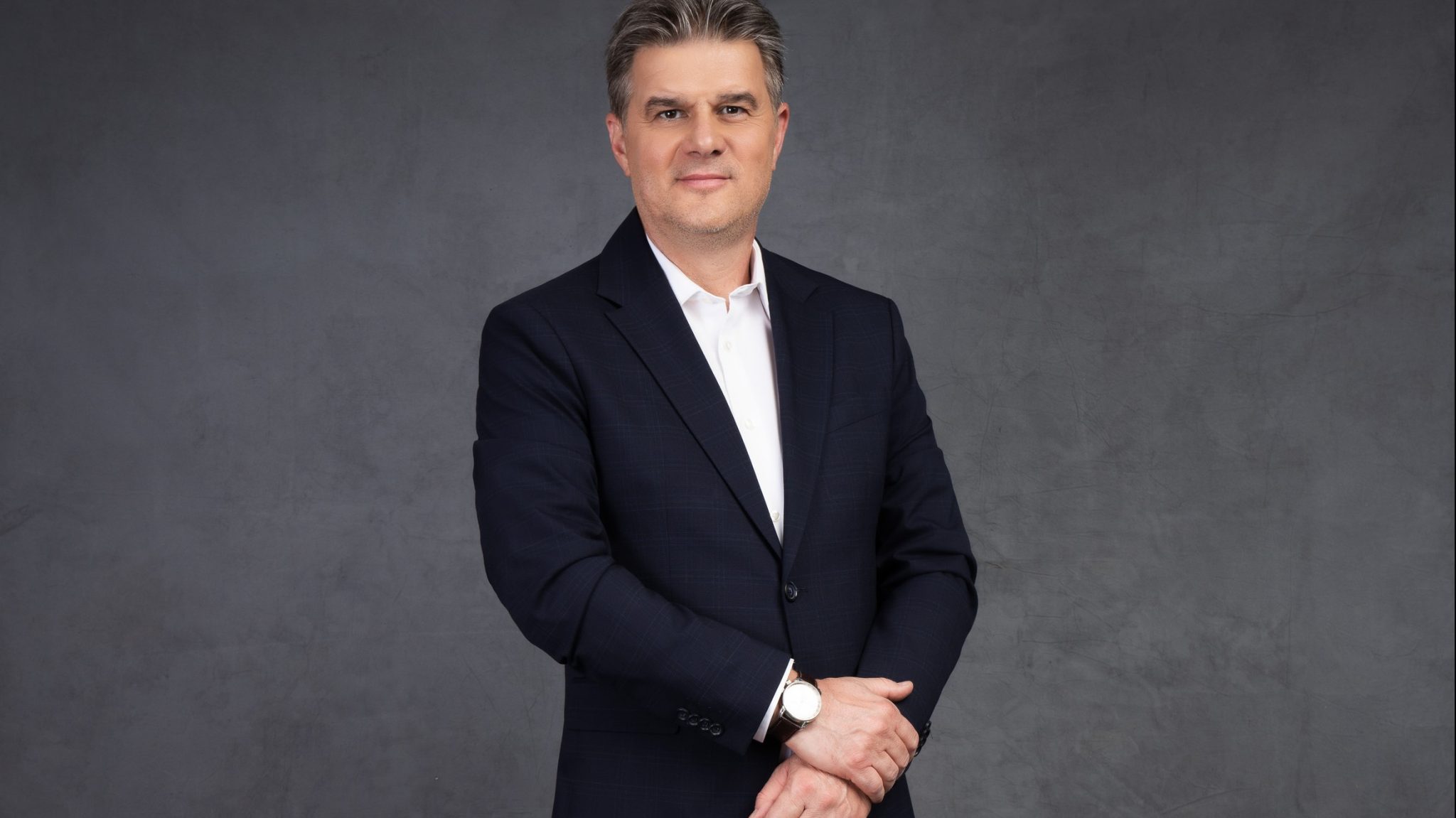 Lánya követheti a pályán a Kincsvadászok művészettörténészét ...