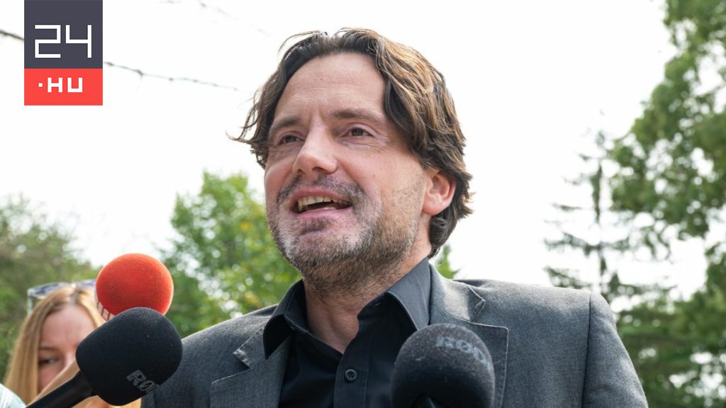 Tizenöt év után távozik posztjáról Orbán Viktor sajtófőnöke, Havasi Bertalan | 24.hu