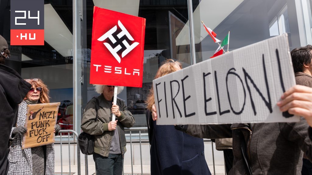 "Takarodj, te náci" – Elon Musk ellen tüntettek több amerikai ...