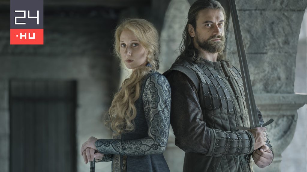 Az erotikus jeleneteket kivágva vetíti le március 15-én a TV2 a Hunyadi első három epizódját | 24.hu