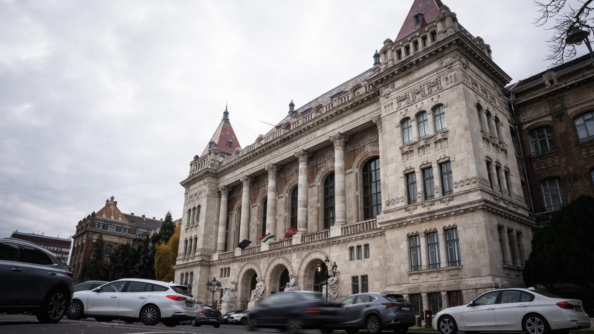 A BME üdvözli, hogy már nem az állam, hanem a Mol lehet a fenntartó ...