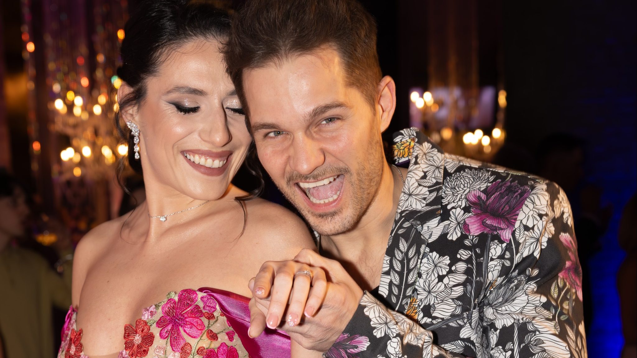 Megérkeztek az első fotók Veréb Tamás és Koltai Vivien esküvőjéről | 24.hu