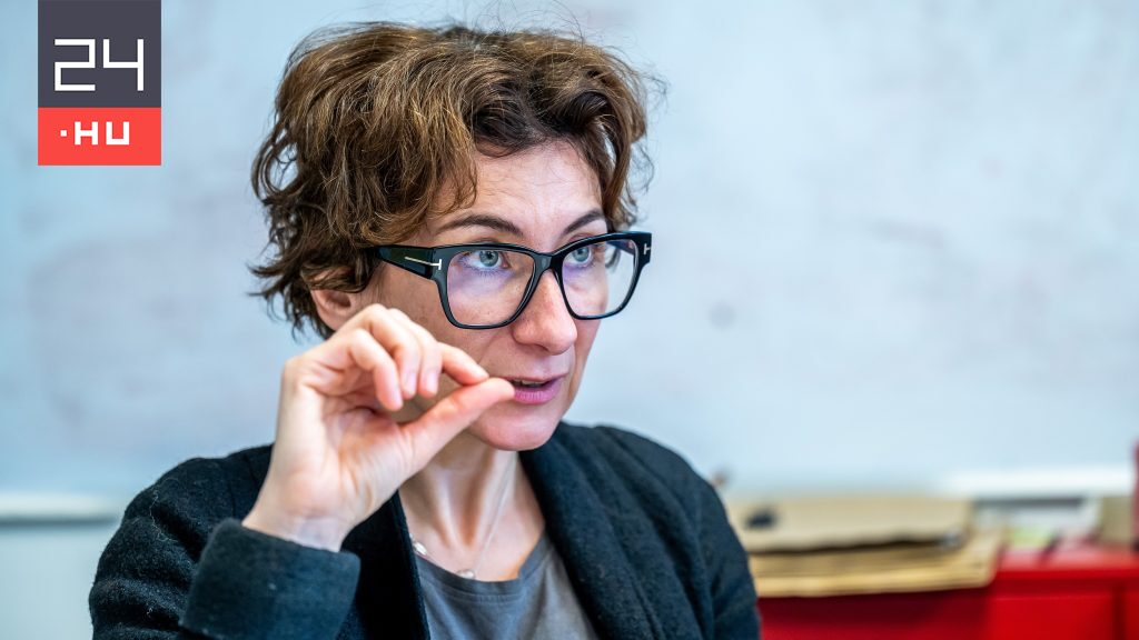 Elsöpörheti az átláthatósági törvény a Hintalovon Alapítványt | 24.hu