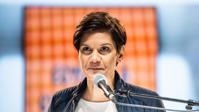 Pottyondy Edina: Ez a kicsiny nép újra csodát tesz, Rákosi és Kádár ...