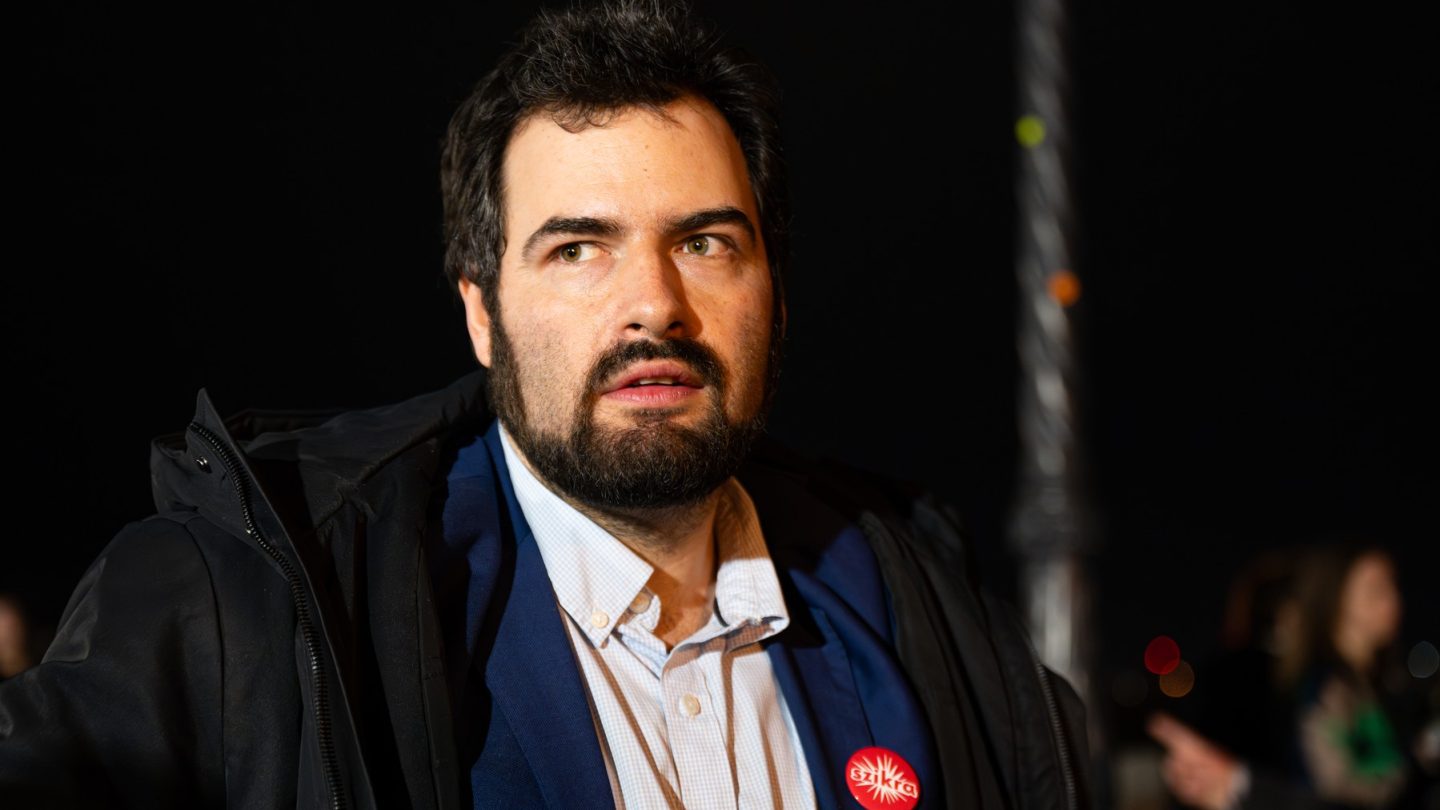 Jámbor András: Hétfőn még néma csendben ültek a bizottsági ülésen. Ma ...
