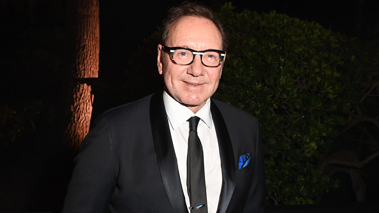 Kevin Spacey hajléktalan lett: így él most | 24.hu