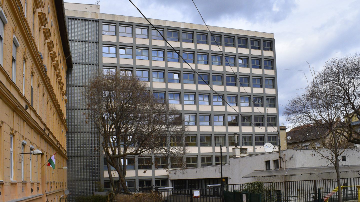 Mindenét elárverezték a devizahiteles családnak, az apa meghalt, majd a ...