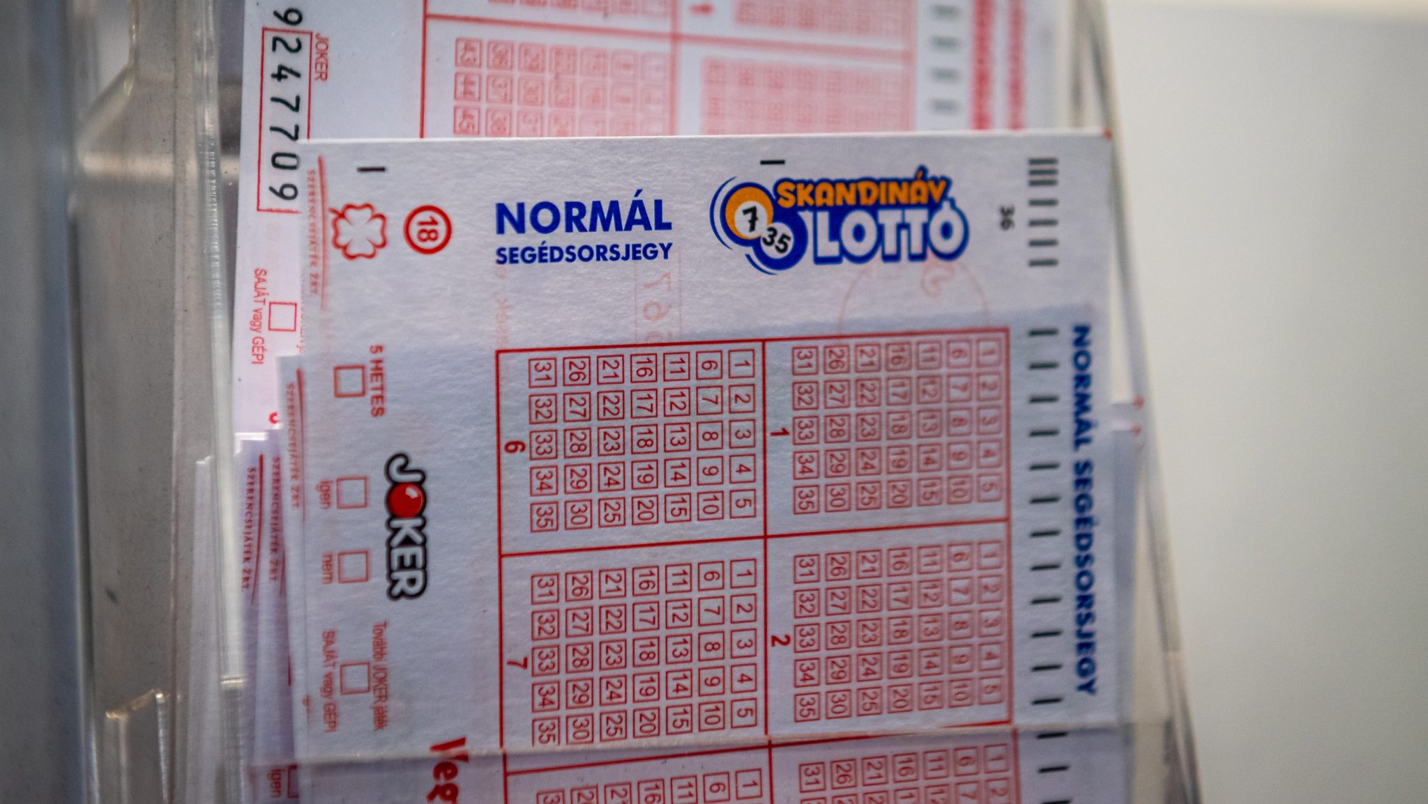 Skandináv lottó: 101 szelvény nyert 150 ezer forintot szentestére | 24.hu