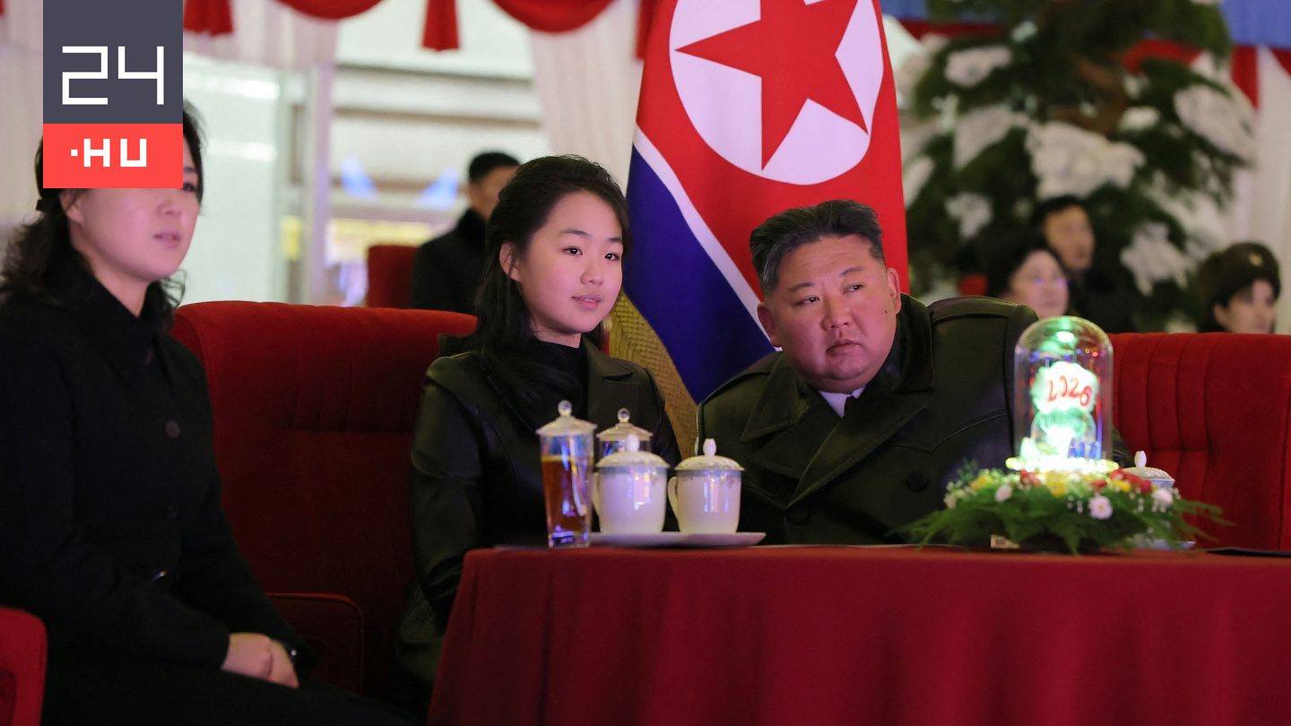 Lányával szilveszterezett Kim Dzsongun, ezt üzente újévi beszédében | 24.hu
