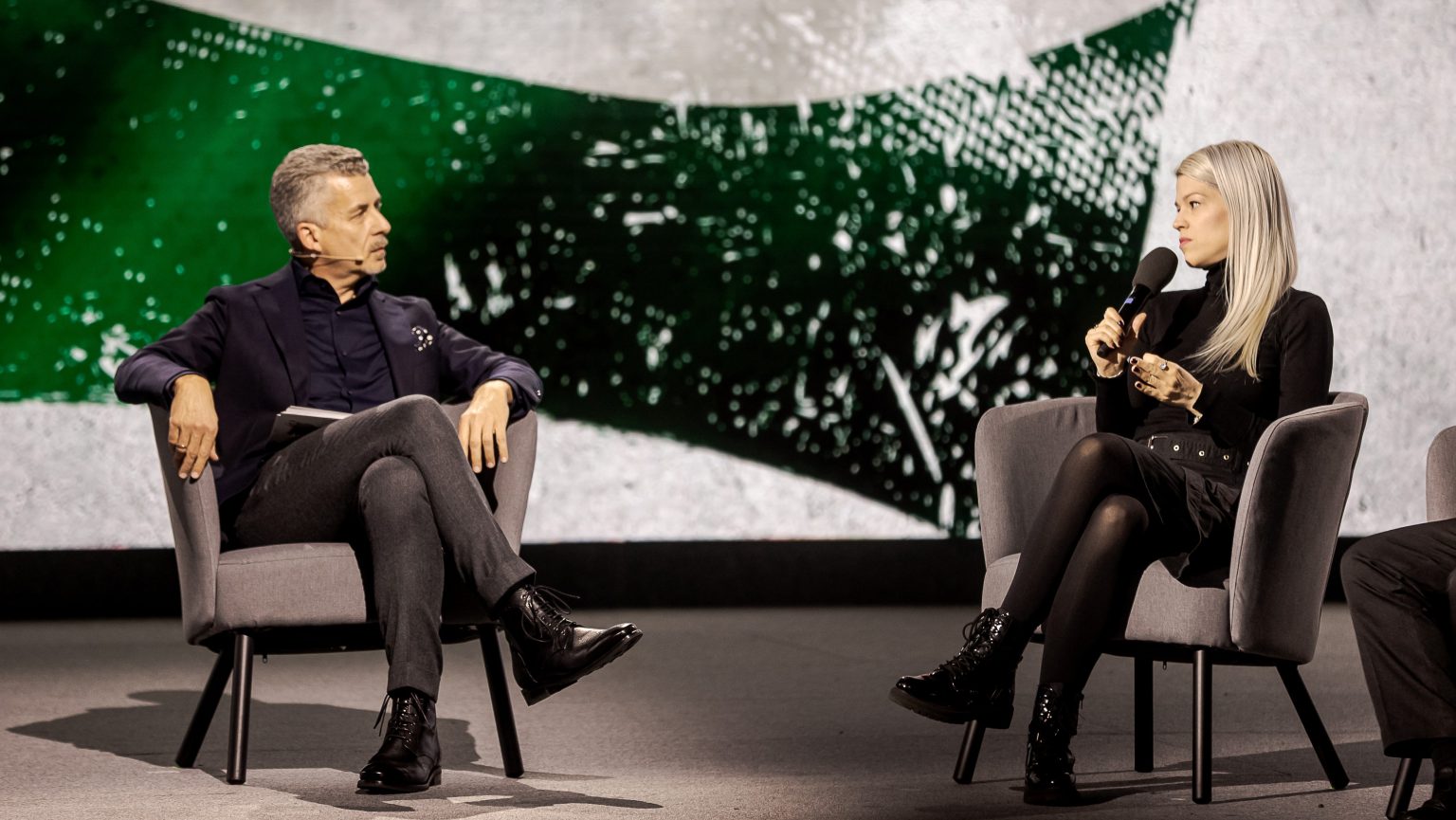 Muri Enikő: Nem tudok komolyan venni egy olyan embert, akit úgy hívnak ...