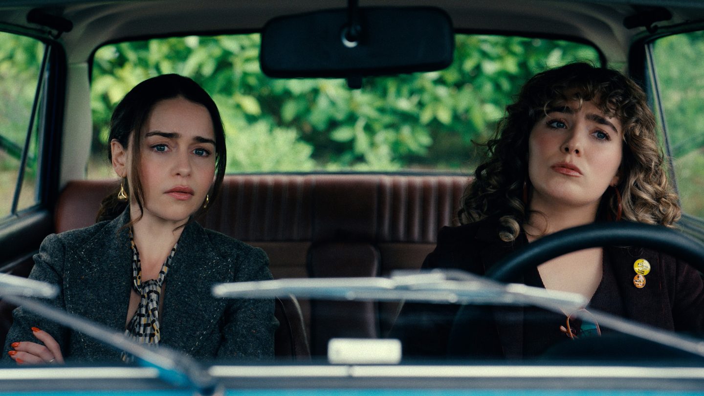 Emilia Clarke és Haley Lu Richardson Mácsai Pált méltatta lapunknak | 24.hu