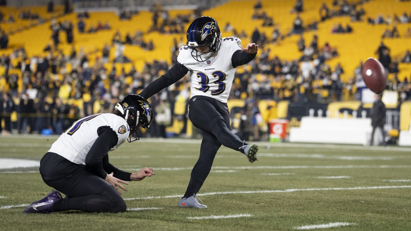 Egyetlen elhibázott rúgás elég volt hozzá, hogy kirúgják a 18 éve ...