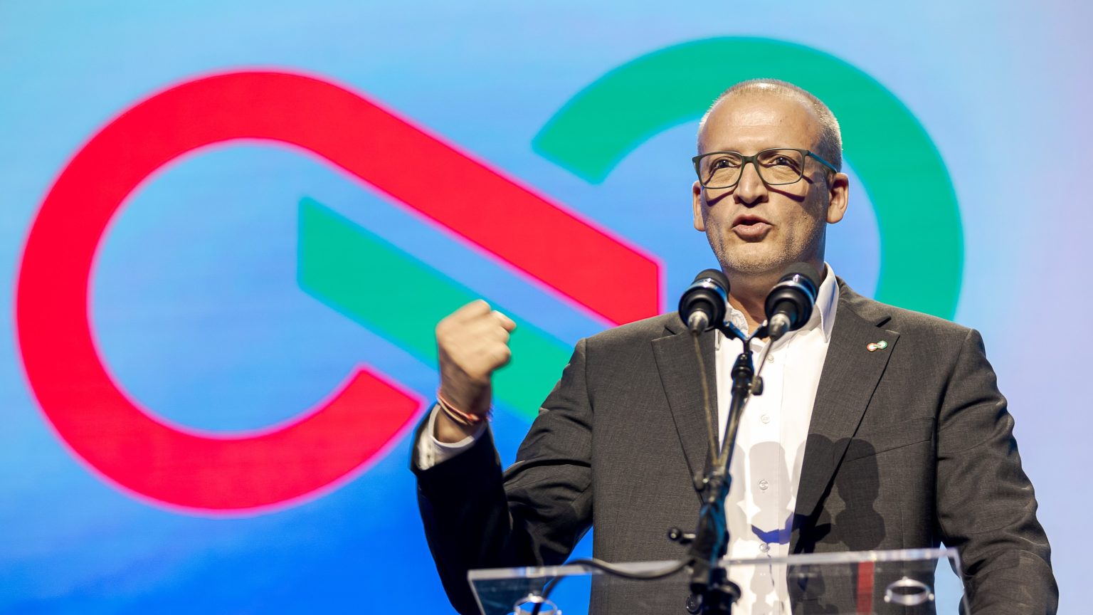 Tarr Zoltán: visszakerül a szakmához az örökségvédelem, újra szabad ...