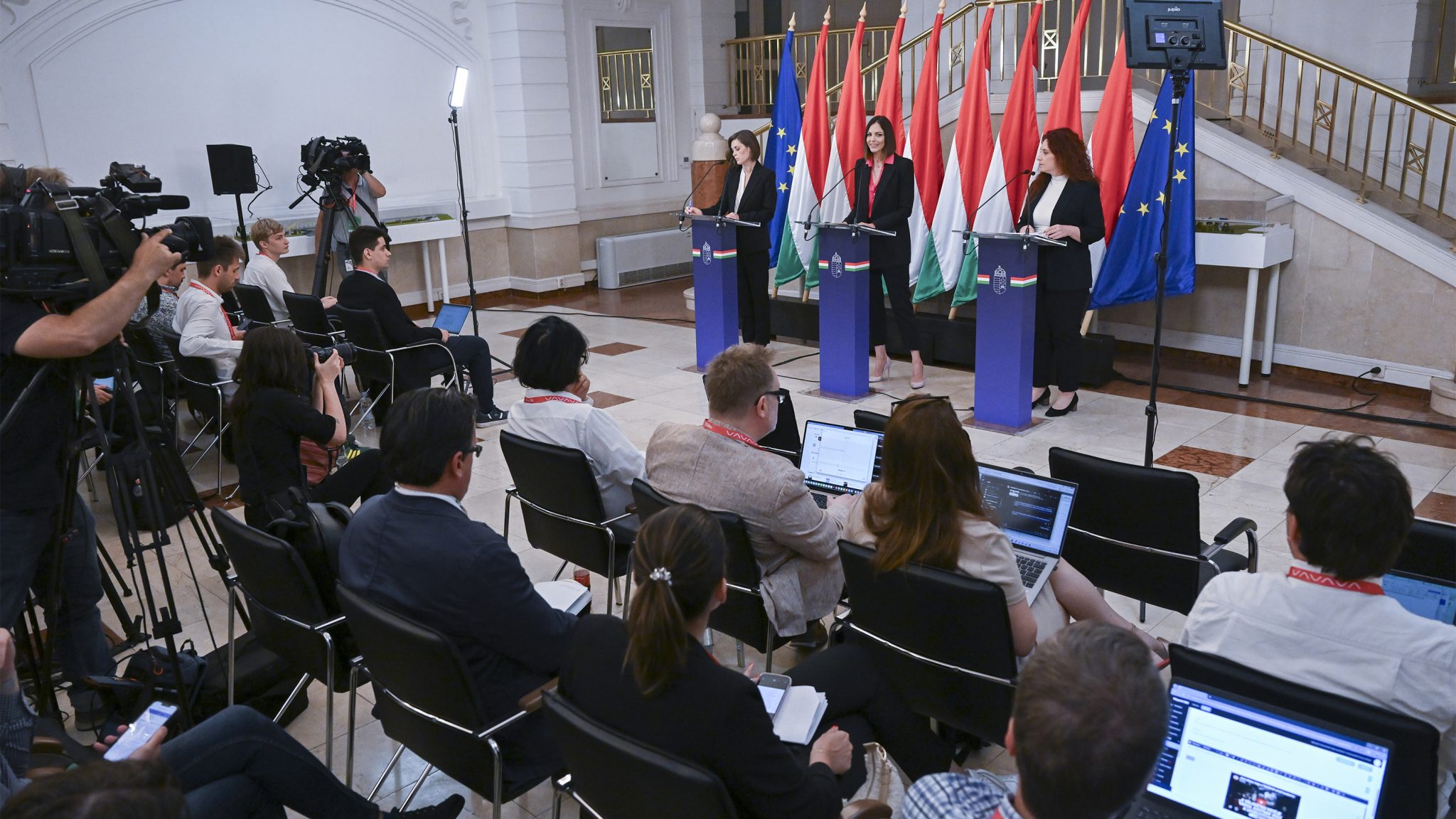 Tiszaújvárosi robbanás: a sérültek állapota javul, de még mindig ...