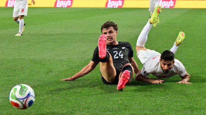 Váratlan remeklés Új-Zélandtól, erőlködés Uruguaytól, csoda a spanyolok ...