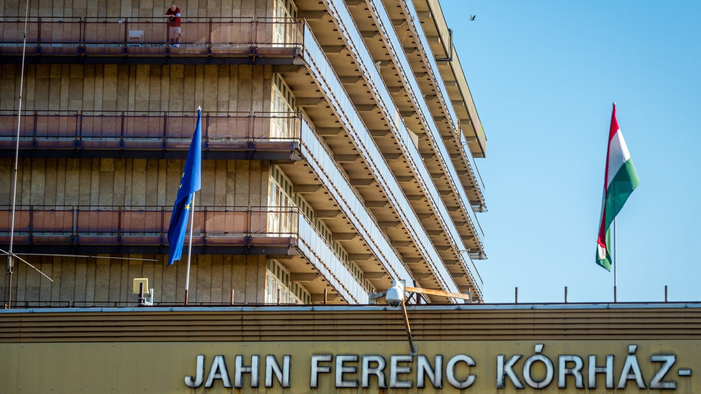 Ápolók bántalmazhattak egy mozgássérült beteget a Jahn Ferenc Kórházban ...