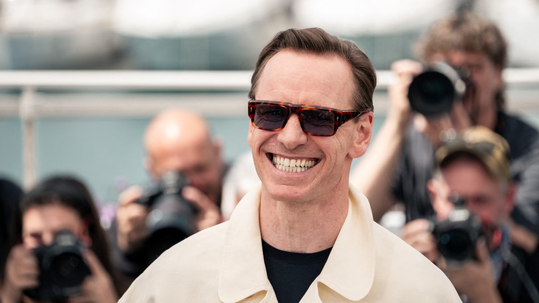 Michael Fassbender szerint a mesterséges intelligencia tönkreteszi a ...