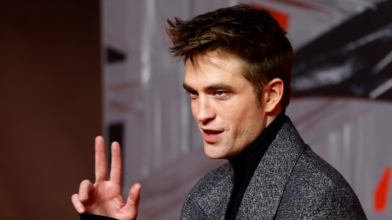 "Minden egyes kibaszott nap edzettem!" – Robert Pattinson elmondta ...