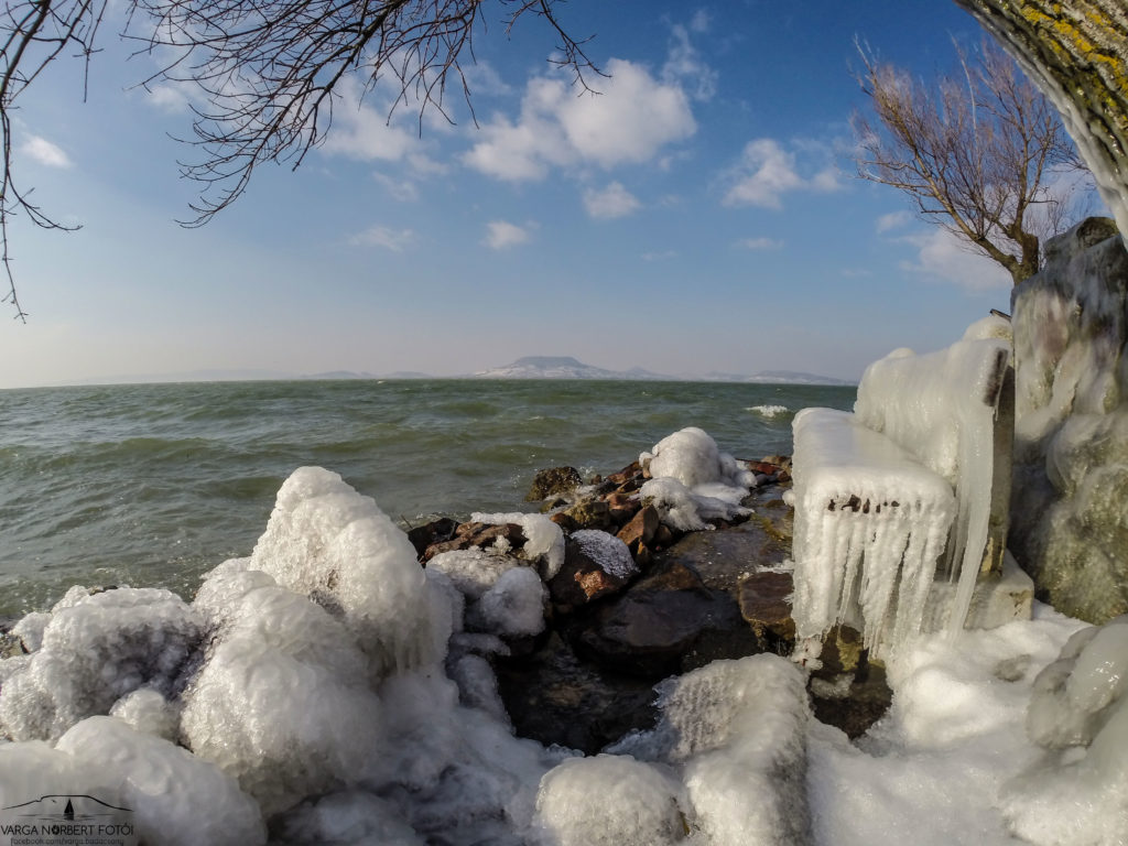 Jégbe fagyott a Balaton | Sokszínű vidék