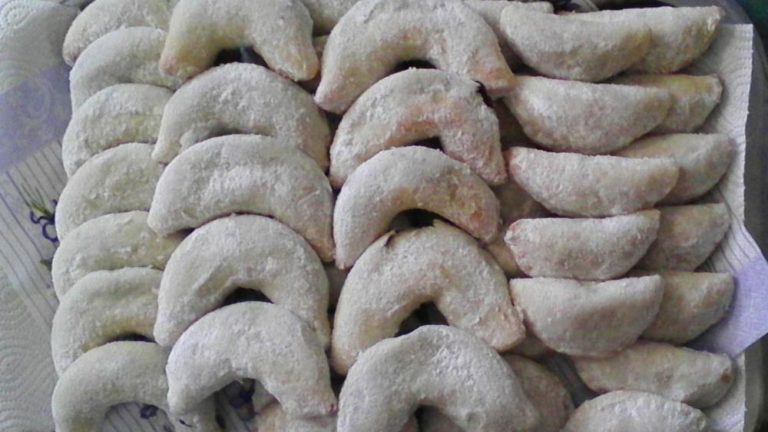 Békebeli hókifli, a karácsony elhagyhatatlan sütije | Sokszínű vidék