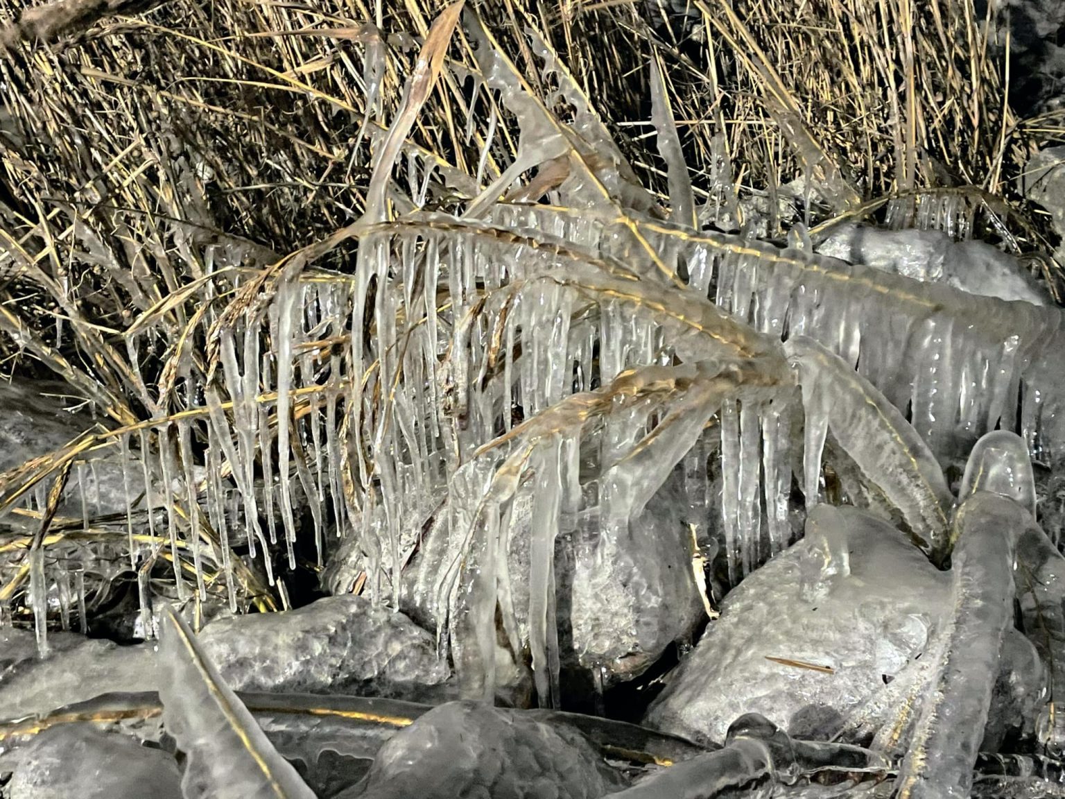 Dermesztően gyönyörű fotók a jeges Balatonról | Sokszínű vidék