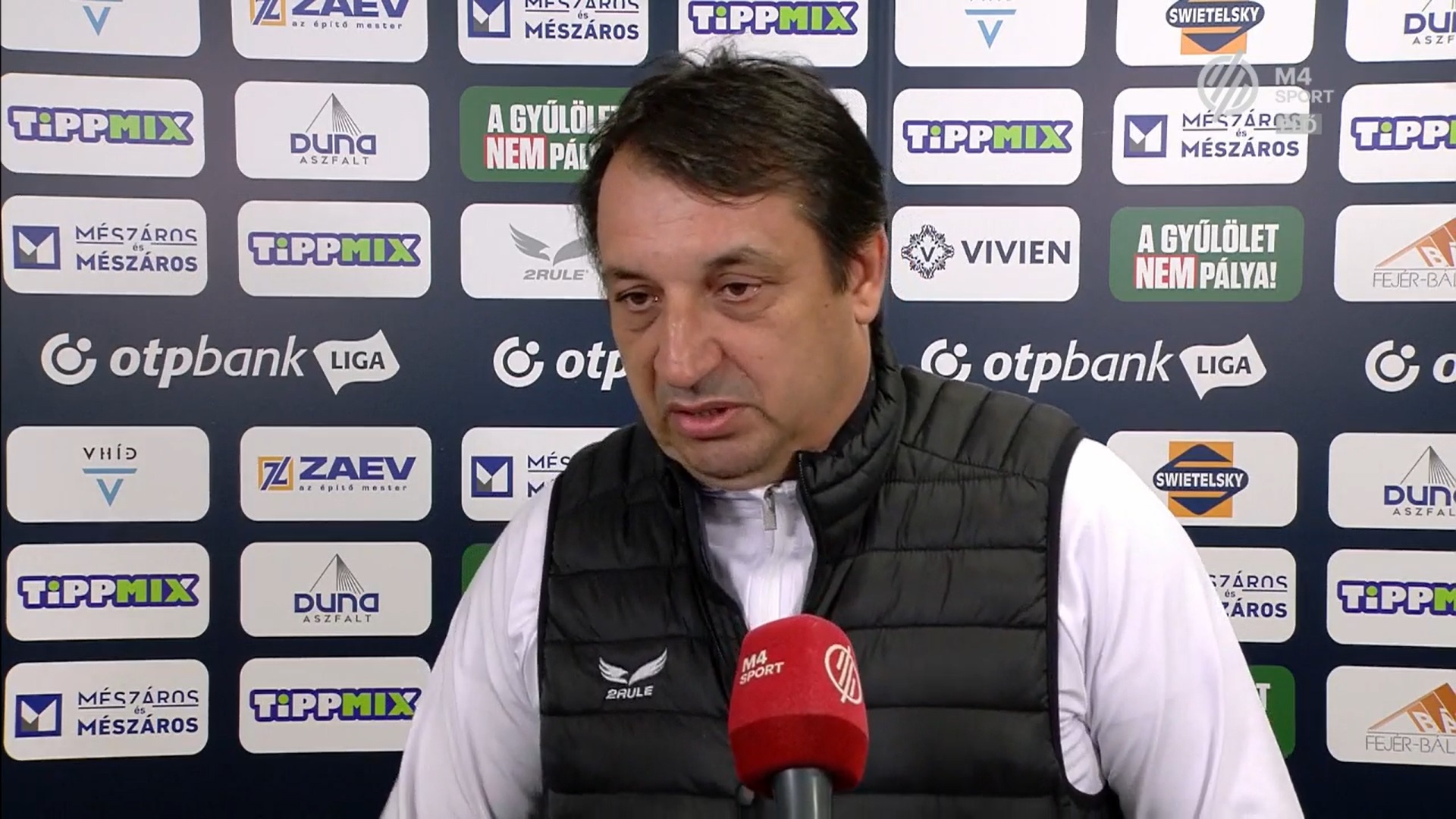 A Felcsút vezetőedzője: Mi vagyunk a legnagyobb nyomás alatt, de ez nem ...