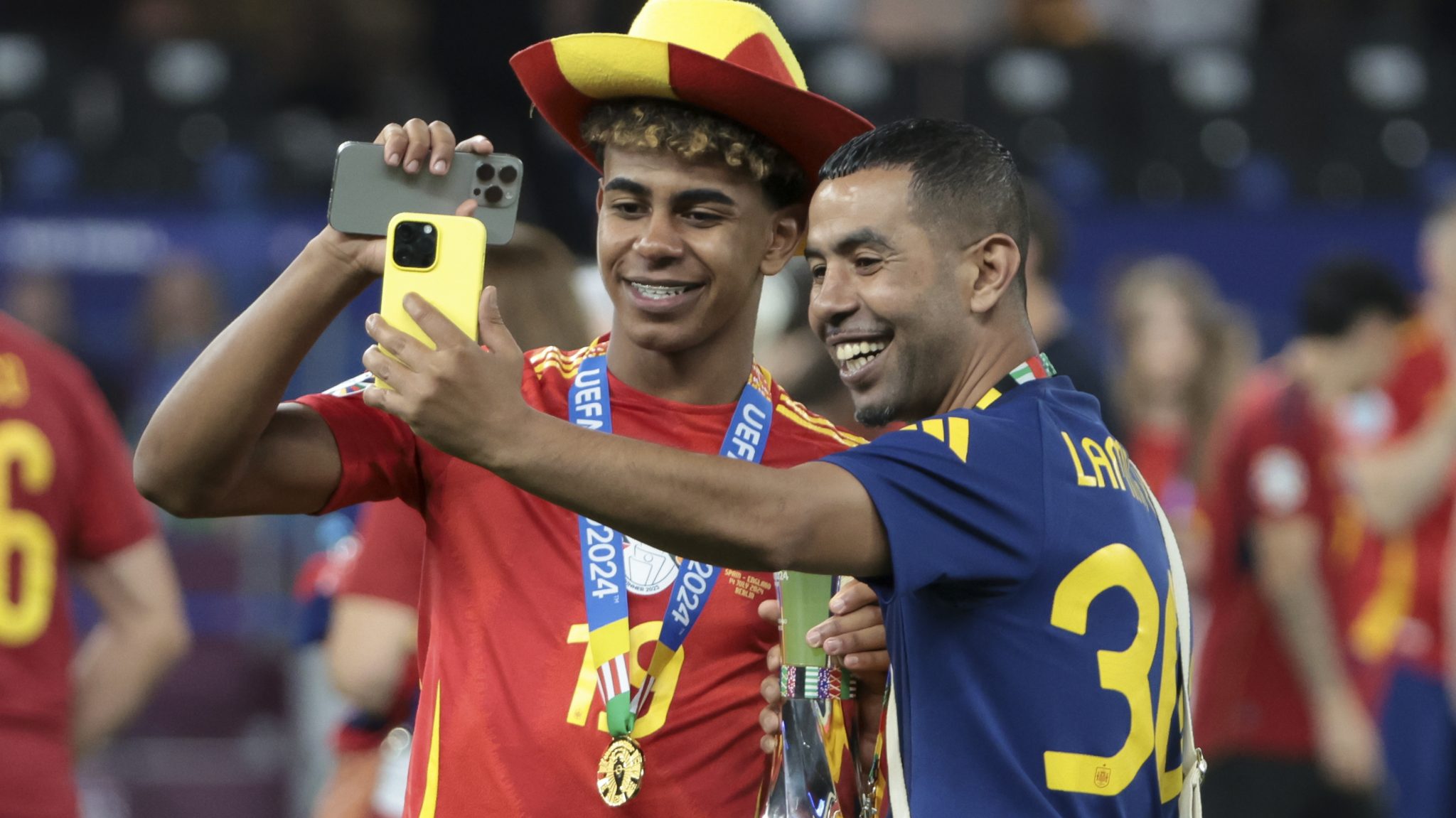 Megkéselték Lamine Yamal apját | Rangadó